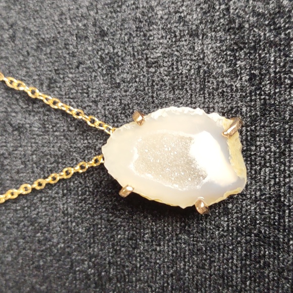 Roost | Jewelry | Mexican Tabasco Large Geode Pendant Necklace | Poshmark